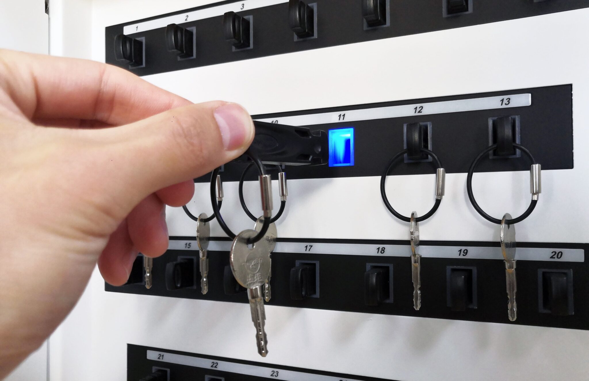 Key Management System and Campus Access Control - Electronic Key ...