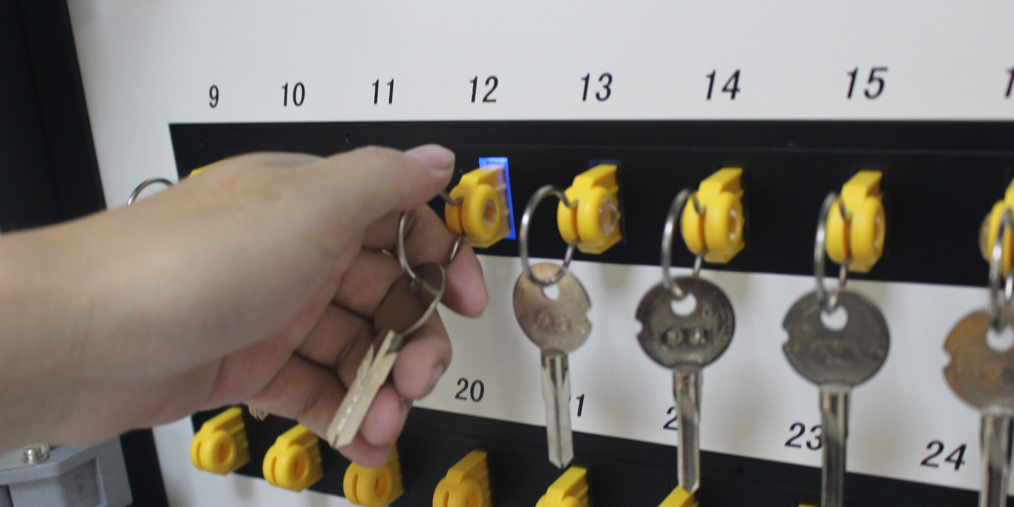 What is the Key Management System - Electronic Key Cabinet Management ...